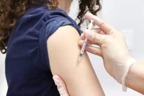 Allergy Shots Treatment: How It Works And What To Expect - McGovern ...